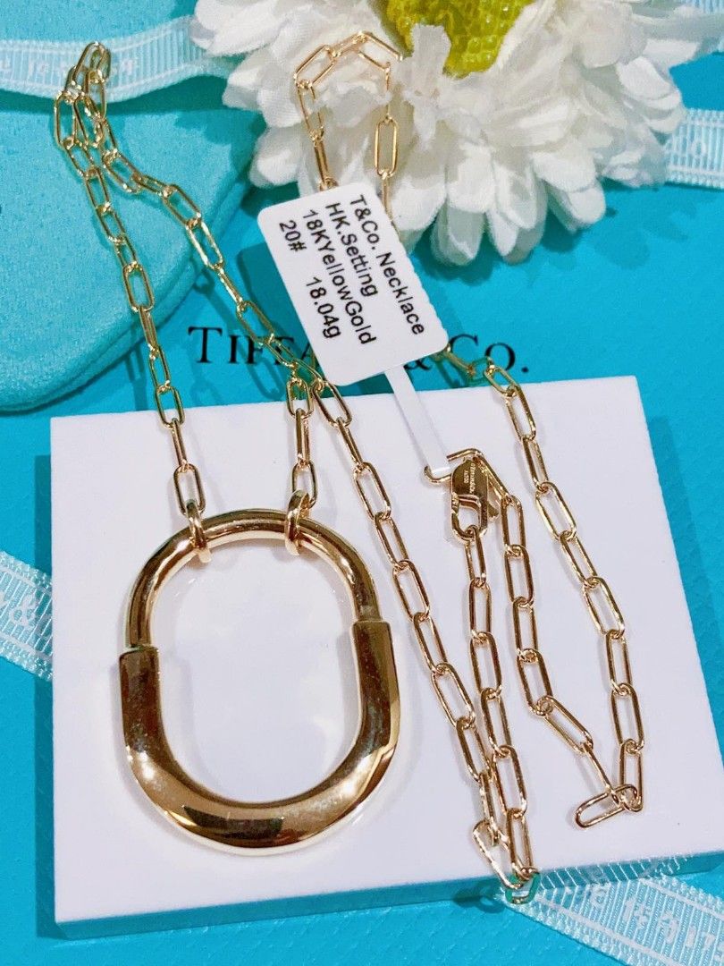 Plain Lock Necklace Hk Settings, Women's Fashion, Jewelry & Organizers ...