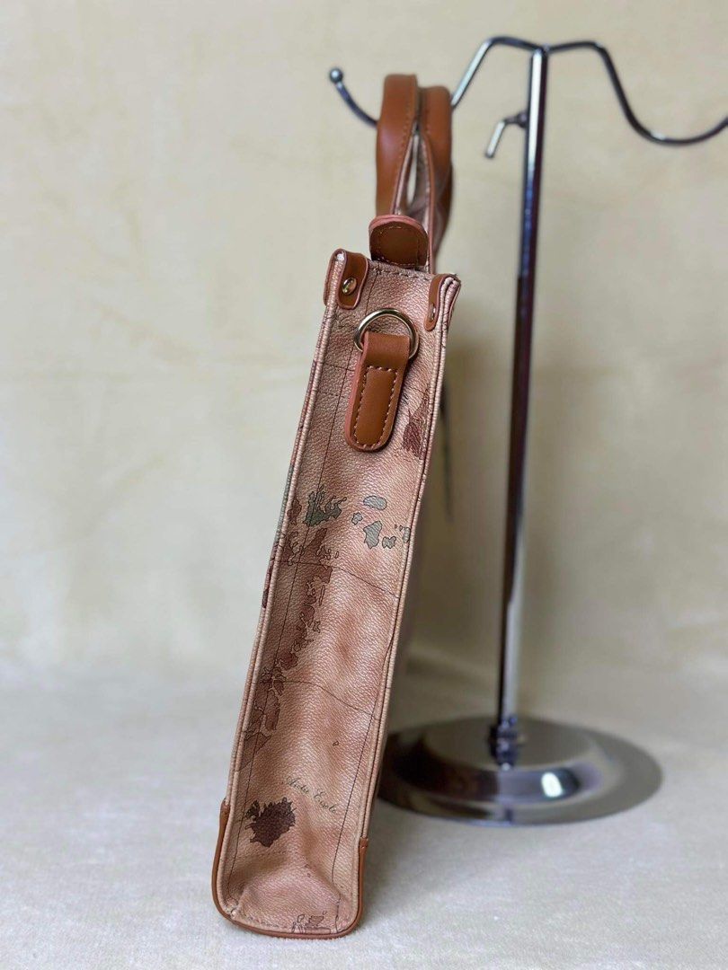 Prima Class Laptop bag, Women's Fashion, Bags & Wallets, Cross-body ...