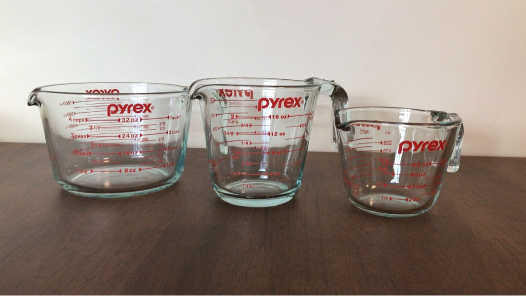 Pyrex Measuring Cup (3 sizes), Furniture & Home Living, Kitchenware ...