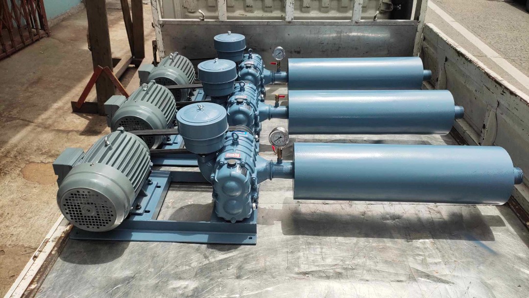 Roots Blower, Commercial & Industrial, Industrial Equipment on Carousell
