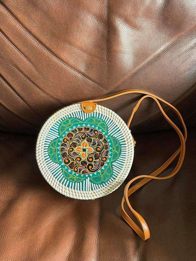 Round Abaca bag on Carousell