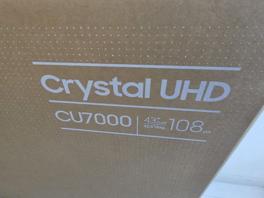 Samsung Crystal UHD CU7000, TV & Home Appliances, TV & Entertainment ...