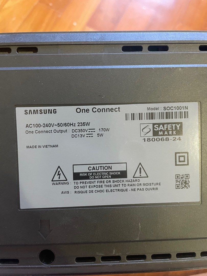 Samsung One Connect Box & Remote Control for QLED Q7/Q8, TV & Home ...