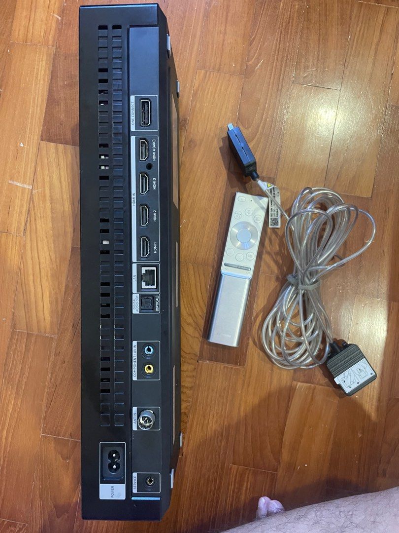 Samsung One Connect Box & Remote Control for QLED Q7/Q8, TV & Home ...