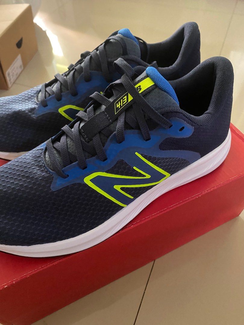 SEPATU RUNNING NEW BALANCE, Fesyen Pria, Sepatu , Lainnya di Carousell