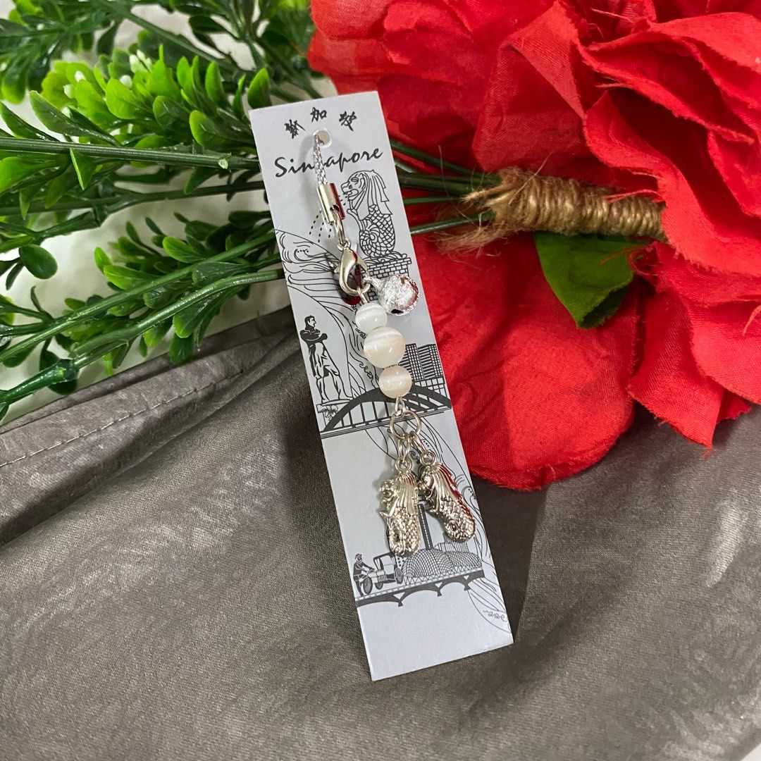 Singapore Merlion keychain_ Bead keychain, Hobbies & Toys, Stationery ...