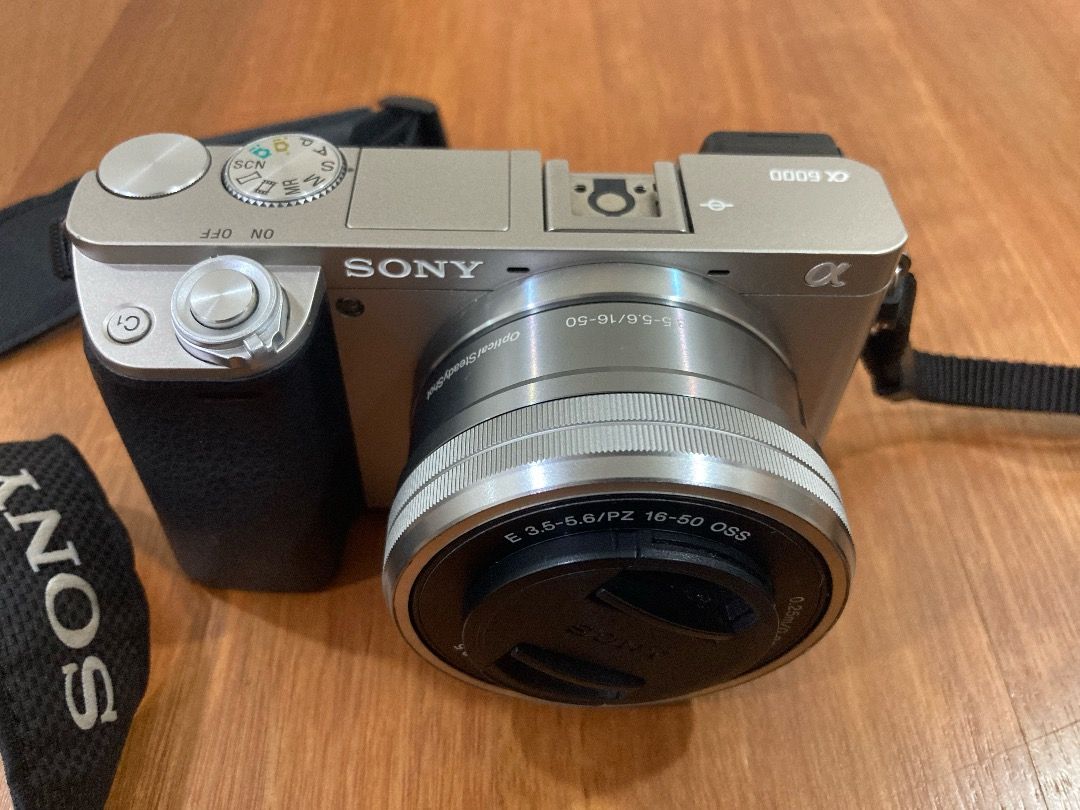 Sony alpha 6000 mirrorless DSLR camera (silver), Photography, Cameras ...