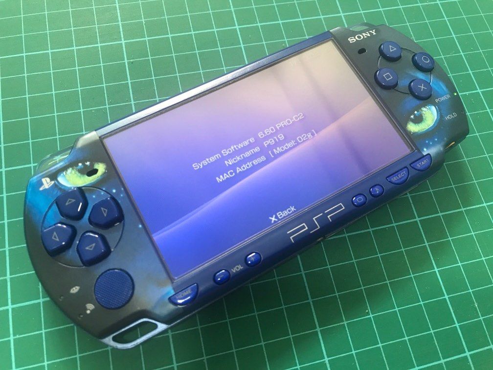 Sony Psp 2000 Slim Avatar Blue Limited Edition, Video Gaming, Video ...