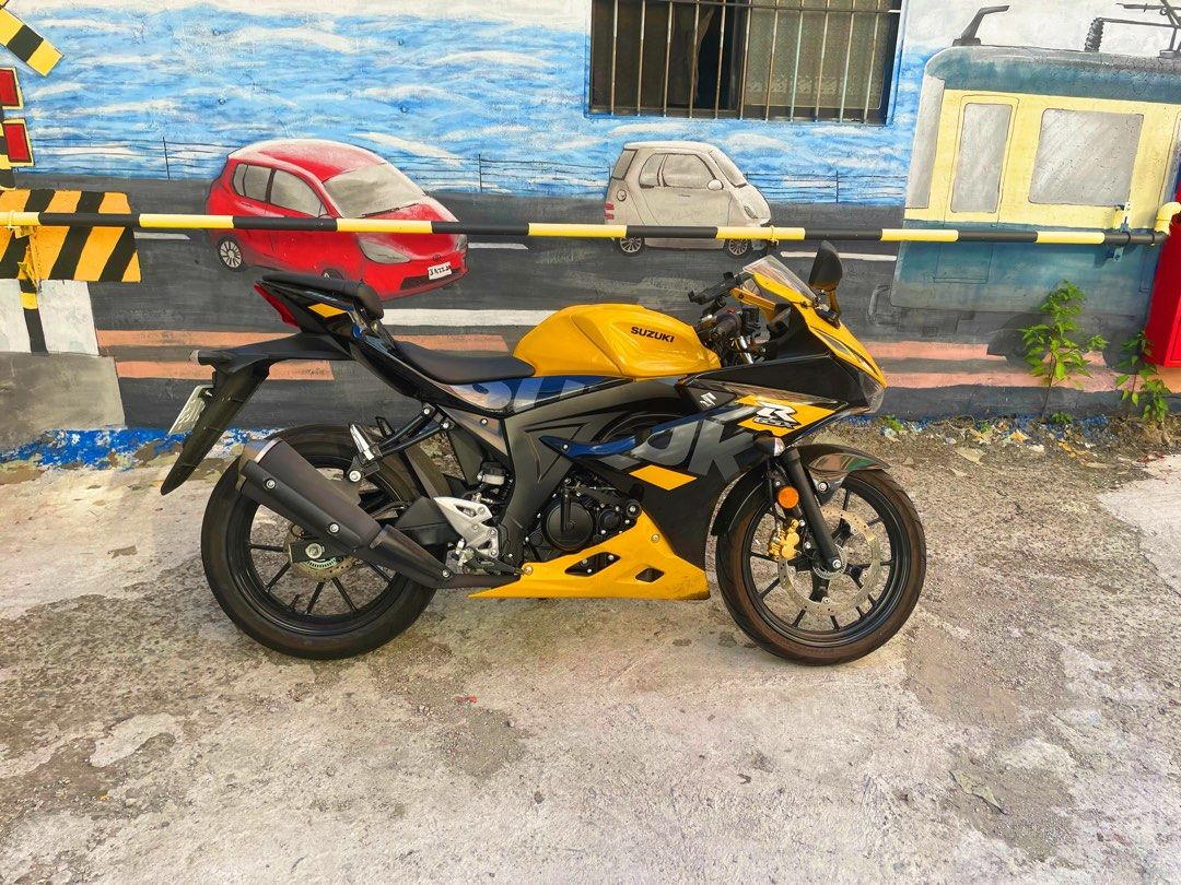 SUZUKI GSX-R150, 機車, 二手機車在旋轉拍賣