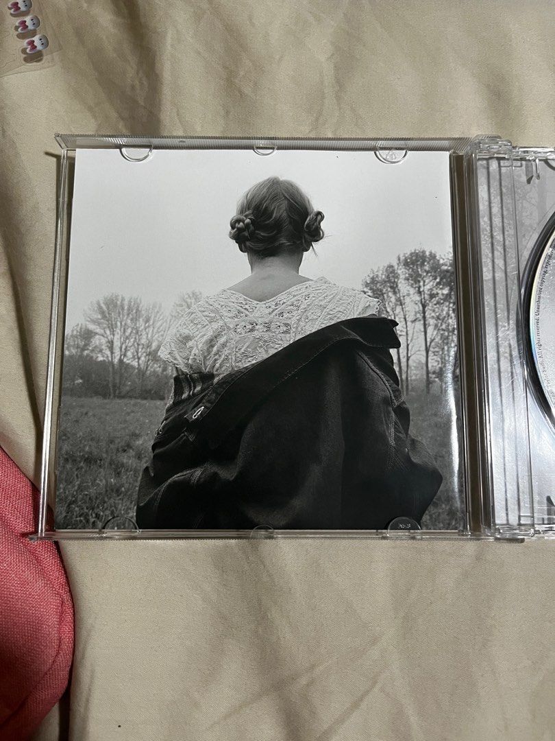 Taylor Swift Folklore CD, Hobbies & Toys, Music & Media, CDs & DVDs on ...