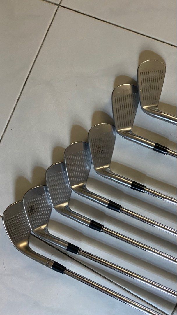 Titleist 712 MB forged blade golf iron set with wedge., Sports Equipment, Other Sports Equipment ...