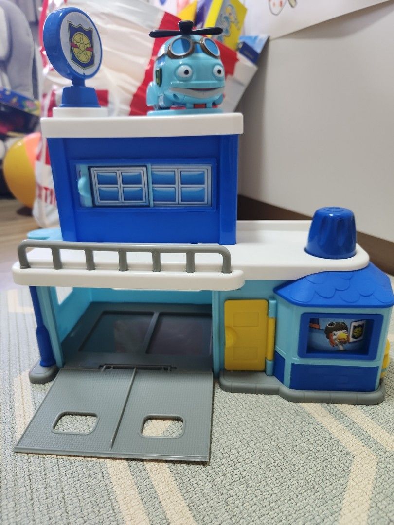 Toy police station, Hobbies & Toys, Toys & Games on Carousell