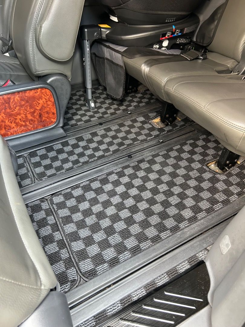Toyota estima 7 seater customised car mat / floor mat (full set), Car ...