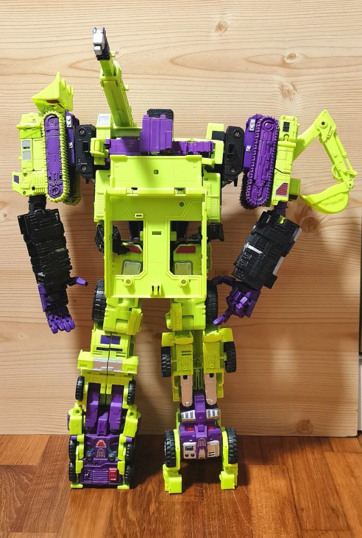 Transformers Combiner Wars United Warrior Devastator with upgrade kits ...