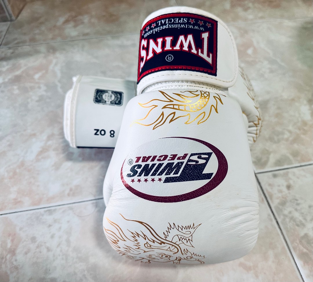 Twins Dragon Premium Boxing Gloves limited edition, Sports Equipment ...