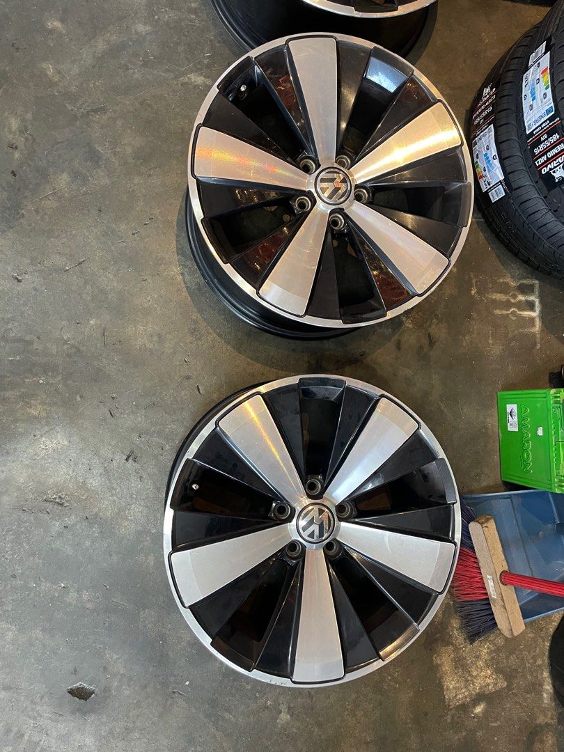 VW beetle 18 inch rims, Auto Accessories on Carousell