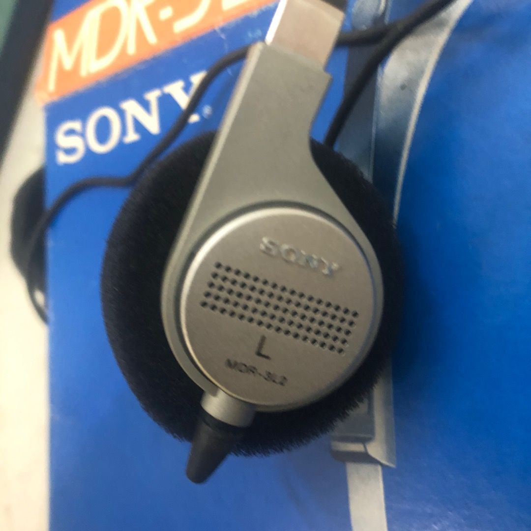 WALKMAN SONY TPS L2 with accessories, Audio, Portable Music Players on ...