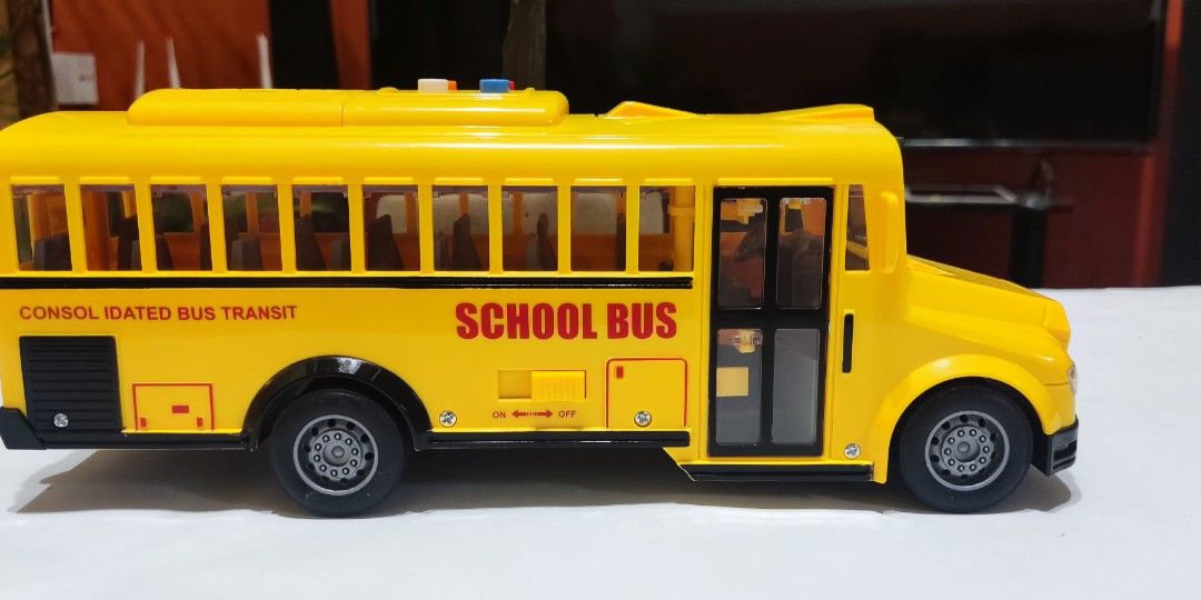 Yellow school bus toys, Hobbies & Toys, Toys & Games on Carousell