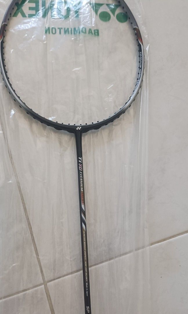 Yonex TI 10 MESH, Sports Equipment, Sports & Games, Racket & Ball ...