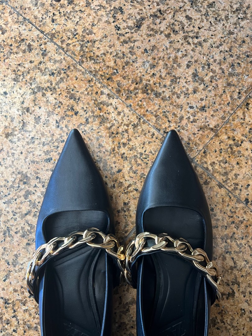 Zara gold chain loafers, Women's Fashion, Footwear, Loafers on Carousell