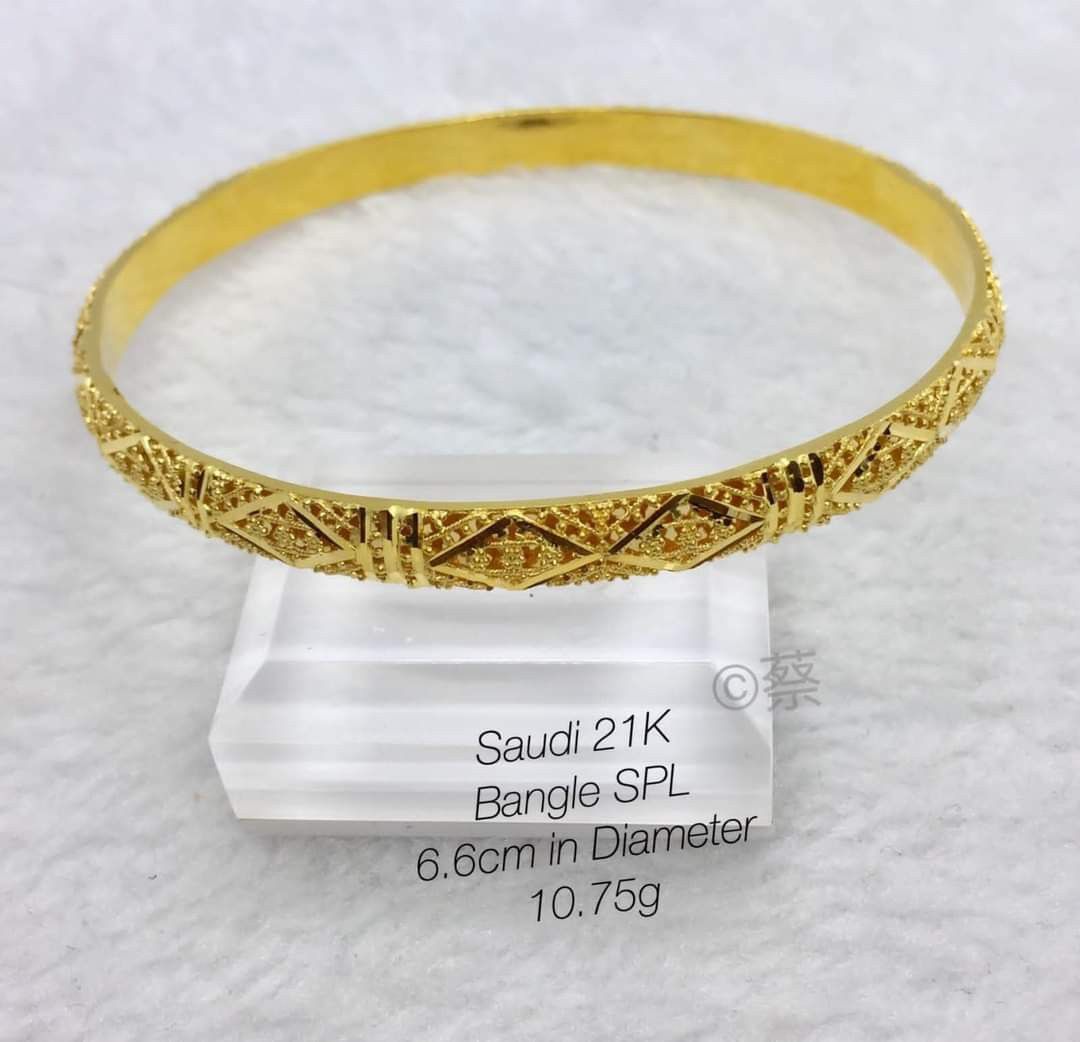 21K Saudi Gold bangle, Women's Fashion, Jewelry & Organizers, Bracelets ...