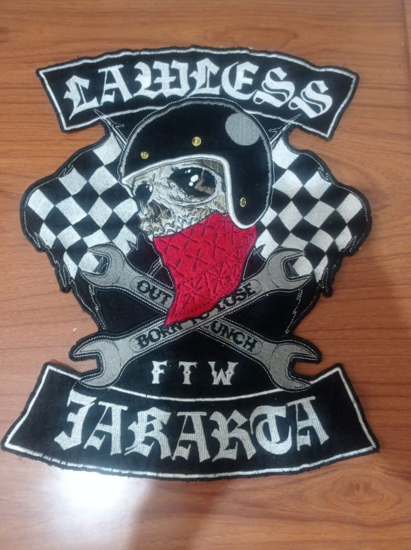 Backpatch Lawless Jakarta Roadskull, Fesyen Pria, Aksesoris, Lainnya di ...