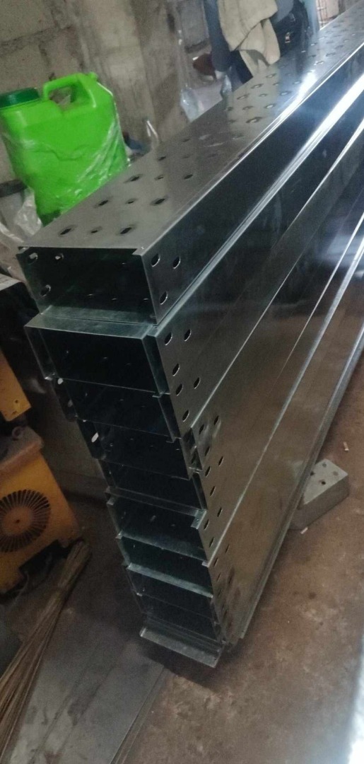 BARE GI Perforated Cable Trays made in GI 1.5mm/ Gauge 16 GI Sheet Bare ...