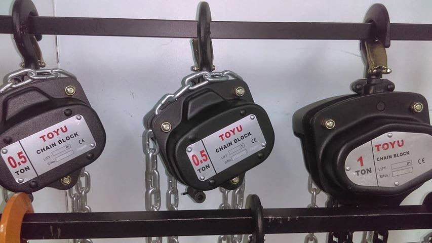 CHAIN BLOCK ORIGINAL, Commercial & Industrial, Construction Tools ...