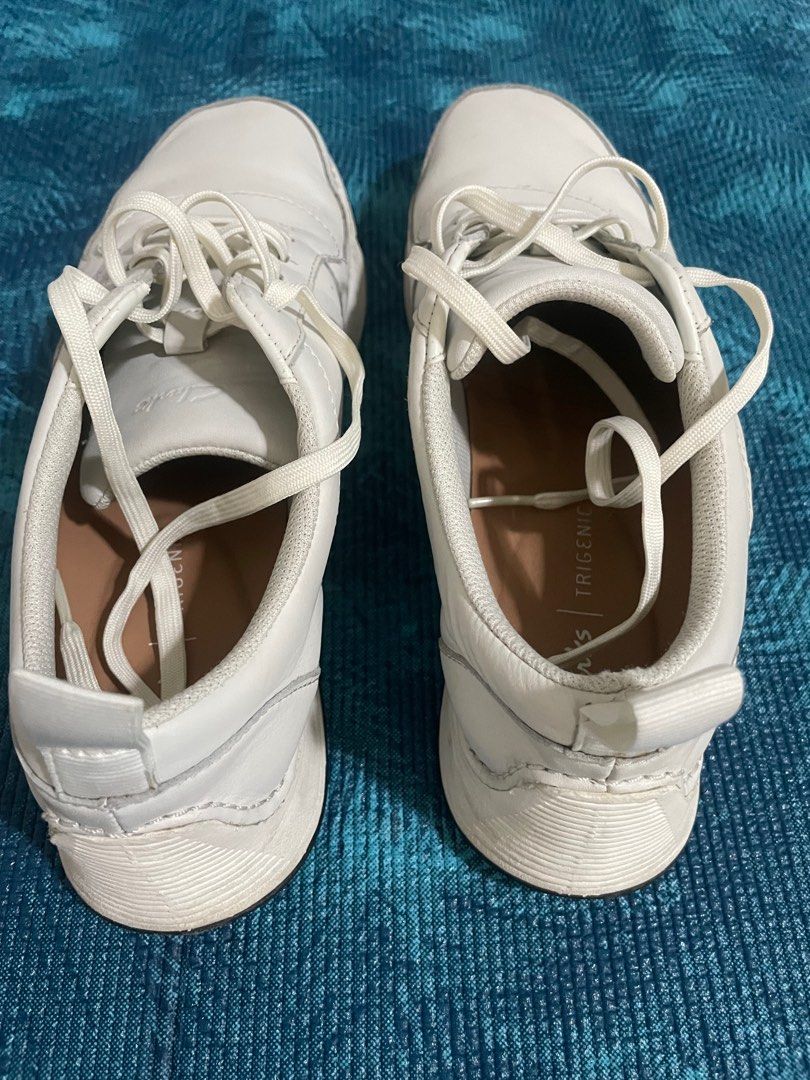 Clarks full leather white sneakers (man), Women's Fashion, Footwear ...
