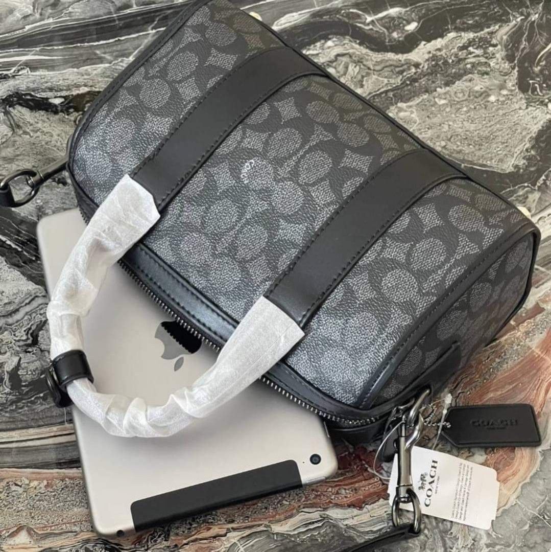 COACH GOTHAM DUFFLE 24 IN SIGNATURE CANVAS, Men's Fashion, Bags, Sling ...