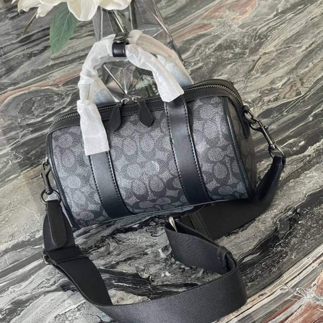 COACH GOTHAM DUFFLE 24 IN SIGNATURE CANVAS, Men's Fashion, Bags, Sling Bags on Carousell