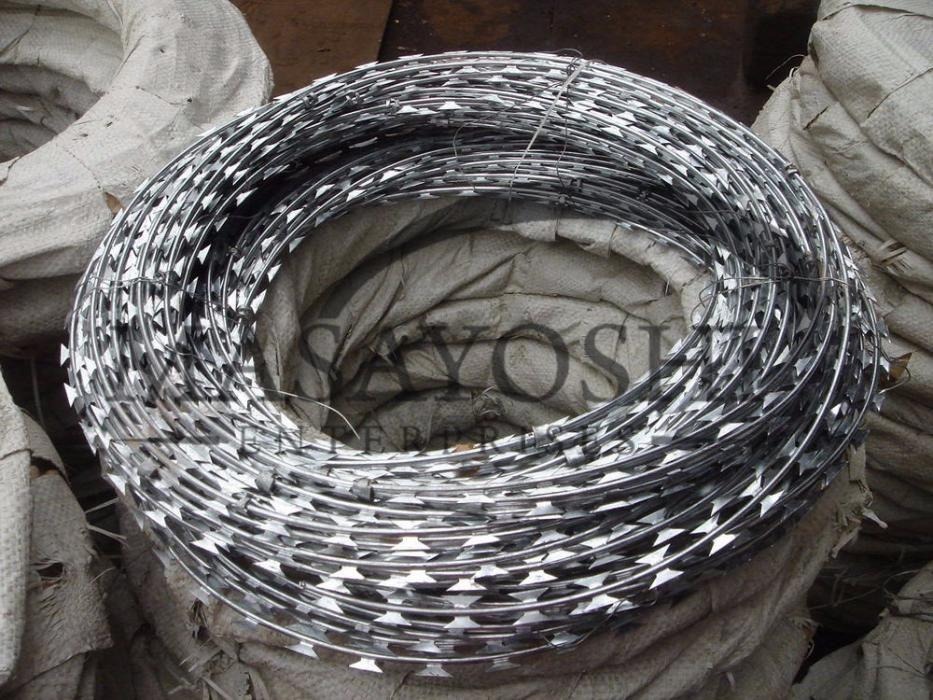 Combat Wire, Commercial & Industrial, Industrial Equipment on Carousell