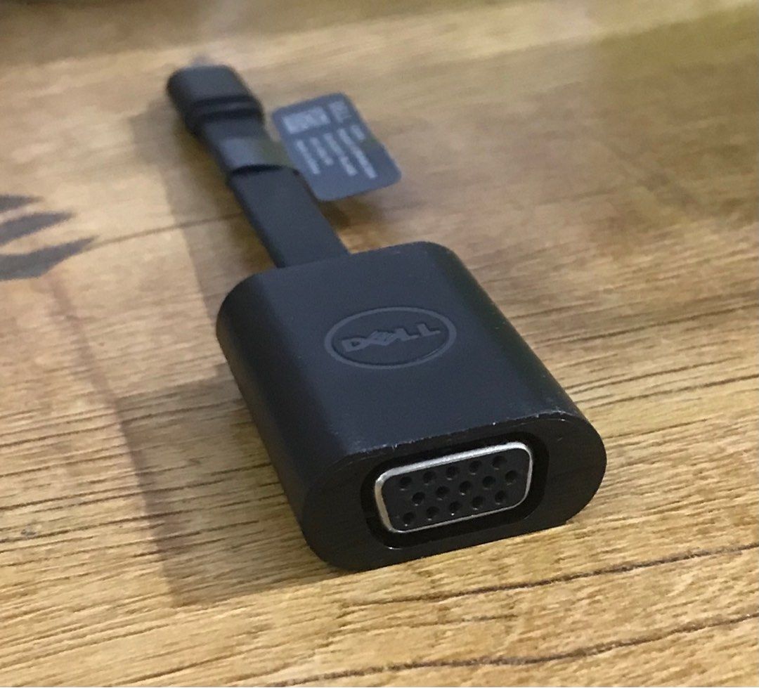 Dell USB C port to VGA/DisplayPort Adaptor, Computers & Tech, Parts ...