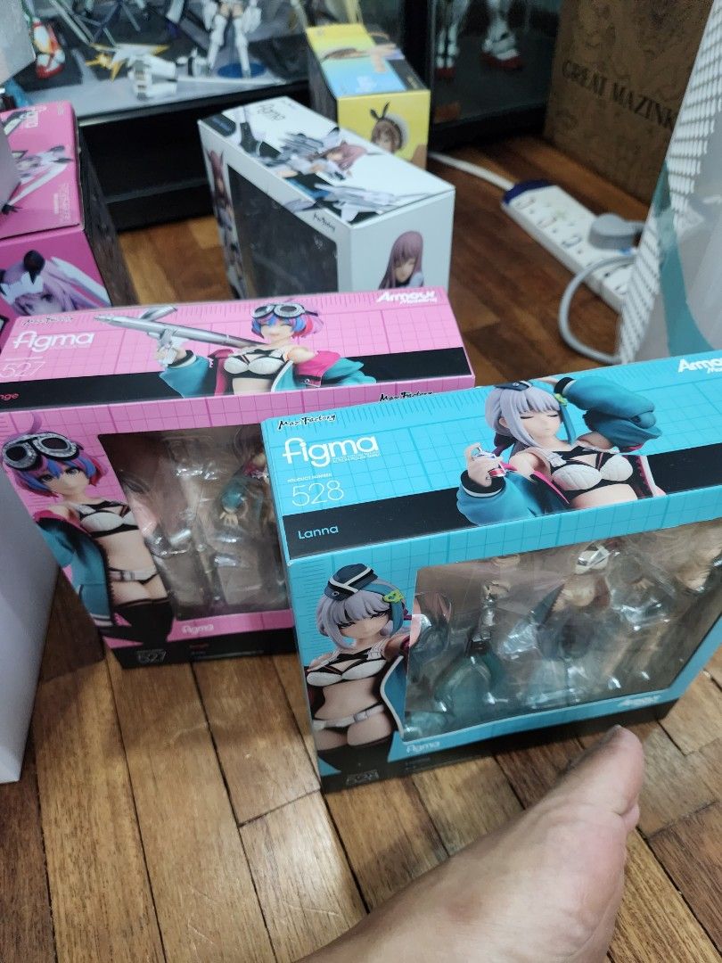 Figma 527 and 528 angel and ange, Hobbies & Toys, Toys & Games on Carousell