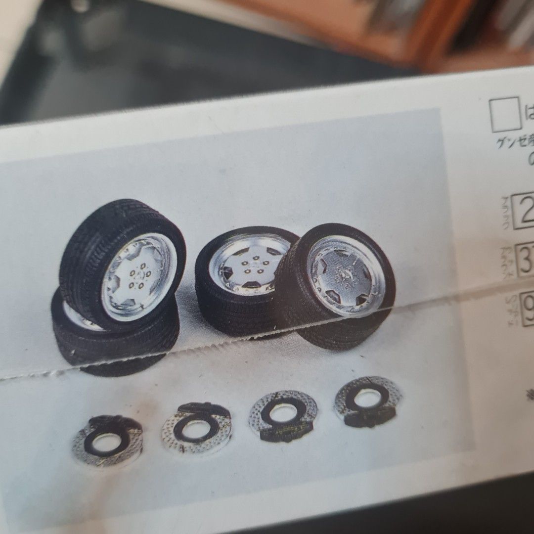 Fujimi 1/24 Mercedes-Benz 500SL SL R129 (Low profile body with big AMG ...