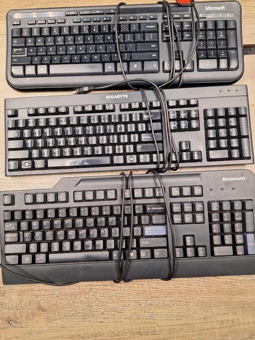 Full-sized keyboard layout, Computers & Tech, Parts & Accessories ...