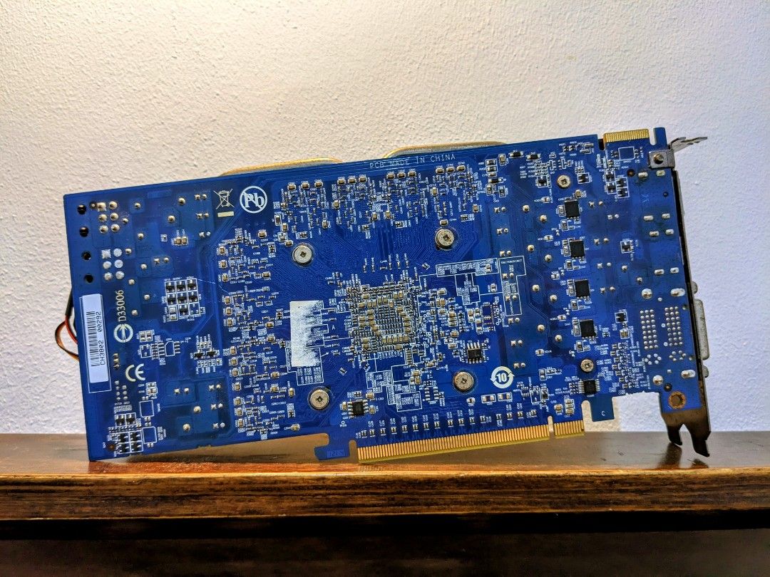 AMD Radeon HD 6850 Graphics Card from Gigabyte (GPU) 1 GB GDDR5 on ...