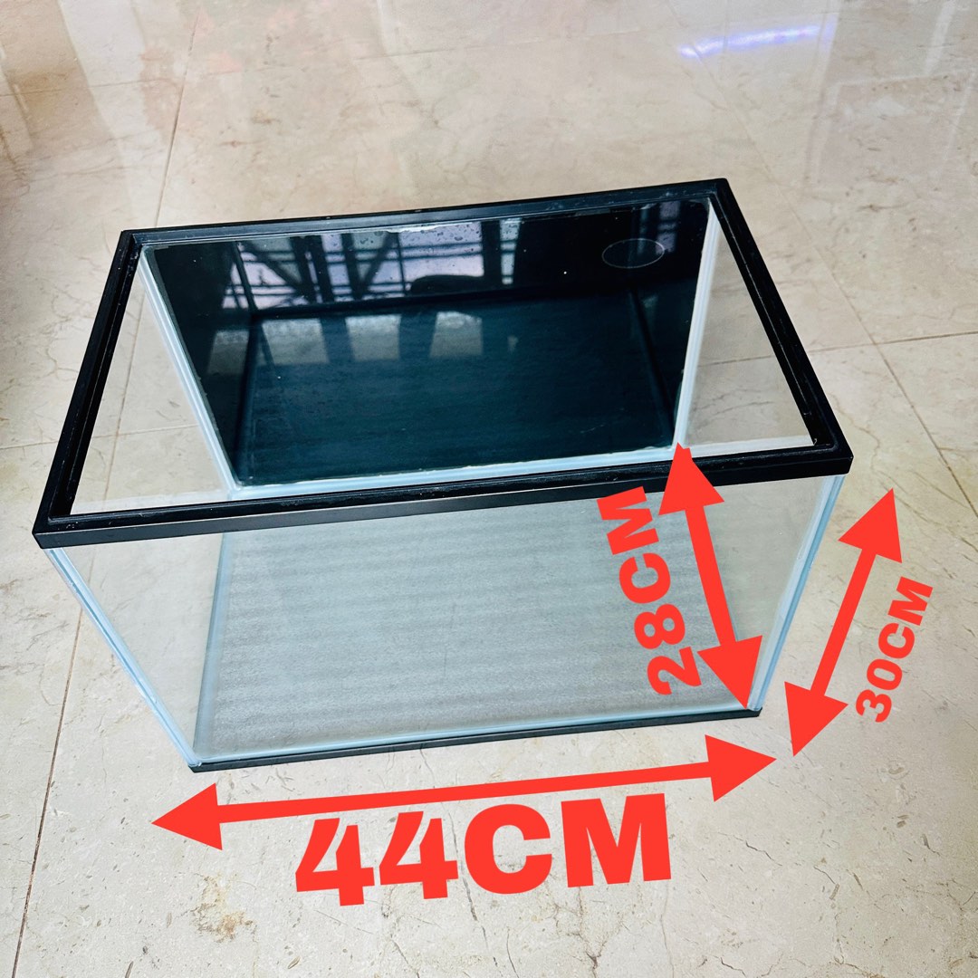 Glass Fish Tank Aquarium with Plastic Rims, Pet Supplies, Homes & Other ...