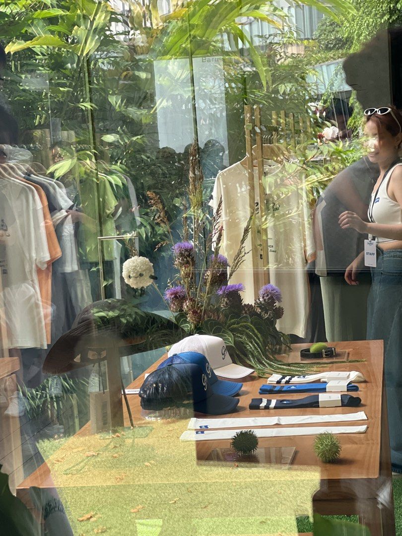 GOODBAI Singapore Limited Edition Keychain, Women's Fashion, Watches ...