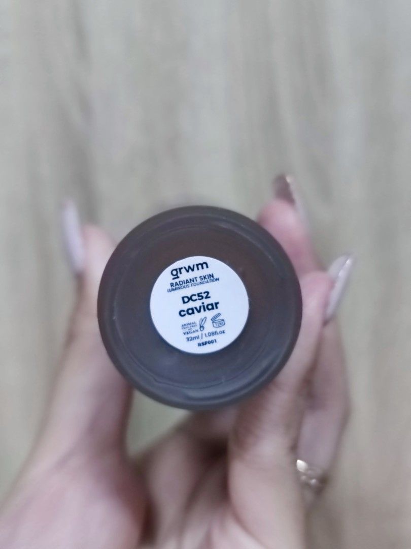 Grwm cosmetics Radiant Skin Luminous Foundation shade shifter CAVIAR on ...
