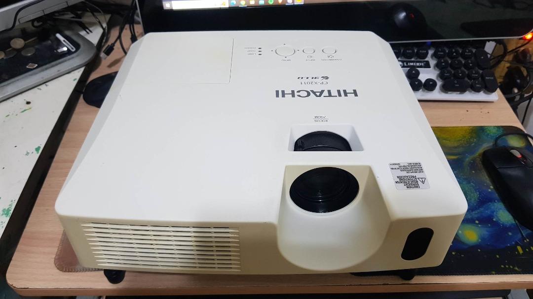 HITACHI CP-X2011 3LCD Projector with HP Chromebook 11 G5 on Carousell