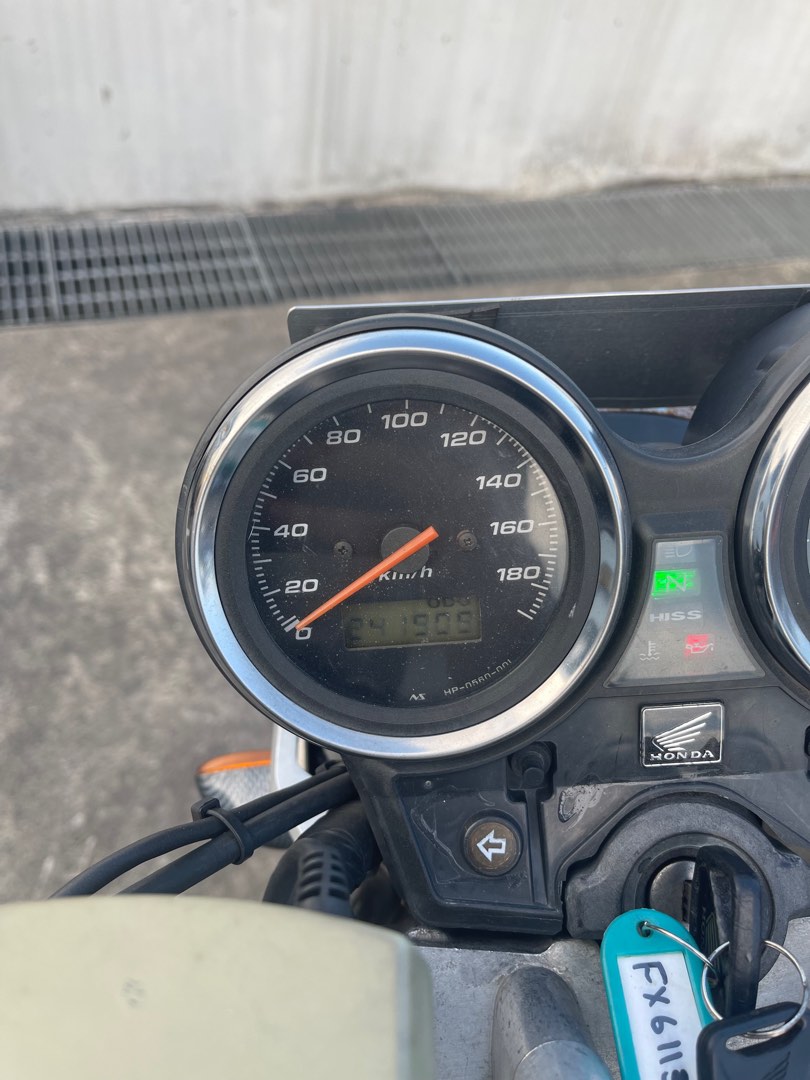 Honda Super 4 spec 2 ( renewable ) quick deal, Motorcycles, Motorcycles ...