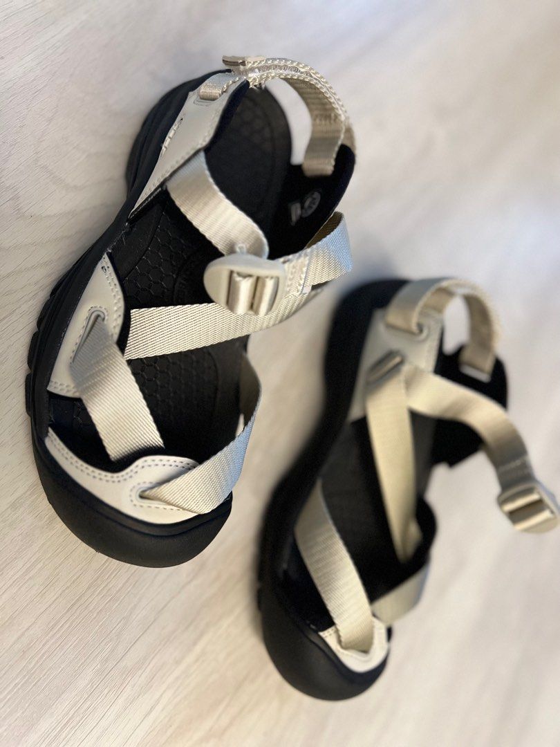 Keen Sandals - Zerraport II, Women's Fashion, Footwear, Sandals on ...