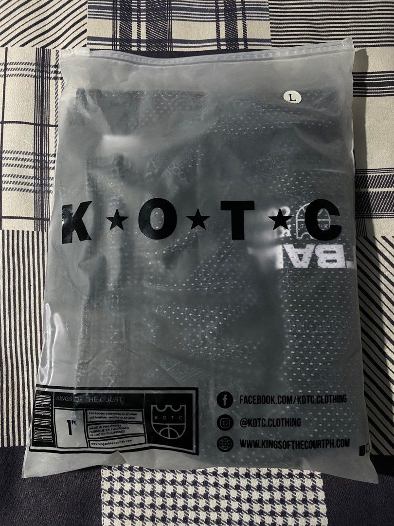 Large KOTC Kings of the Court Mesh Shorts, Men's Fashion, Bottoms, Shorts on Carousell