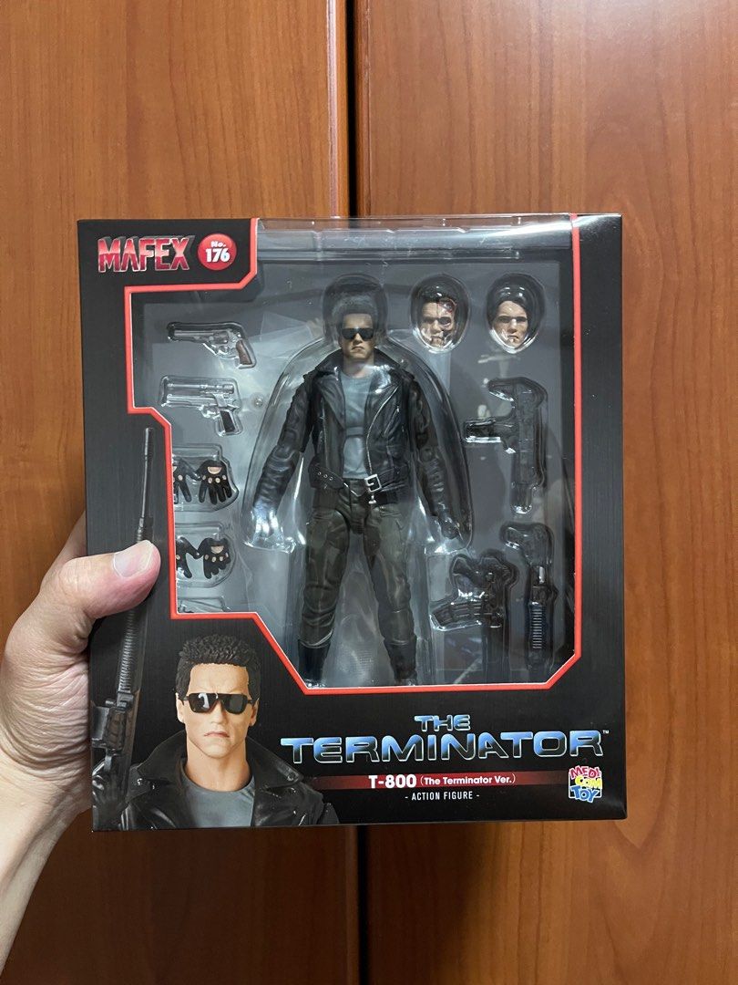 Mafex The Terminator Mafex T-800, Hobbies & Toys, Toys & Games on Carousell