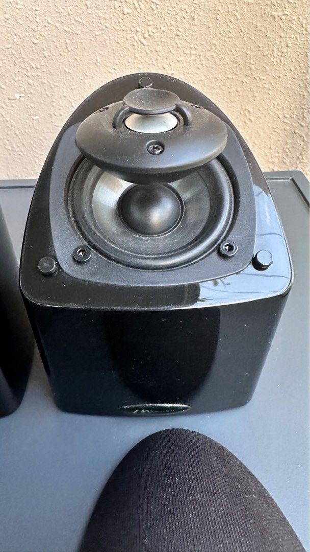 Mirage Nanosat Prestige Speaker with High-Gloss Finish (Black), Audio ...