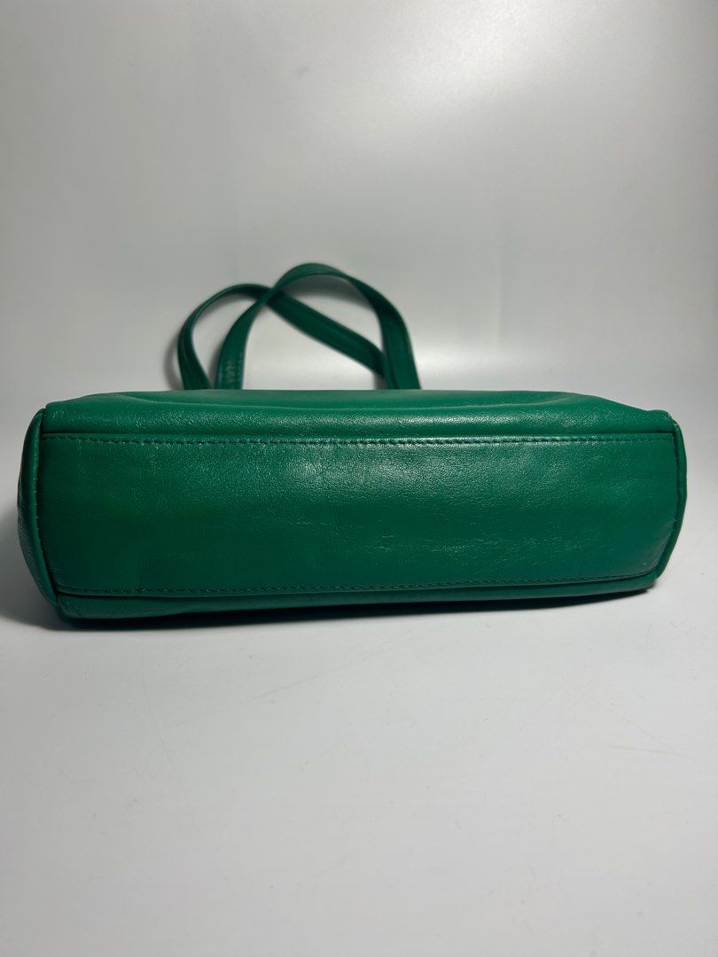 MOD.BREV Bag on Carousell