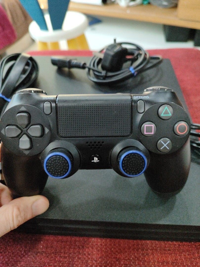 Modded Ps4 Pro Firmware 9.00 full set with cables, thumb drive and ...