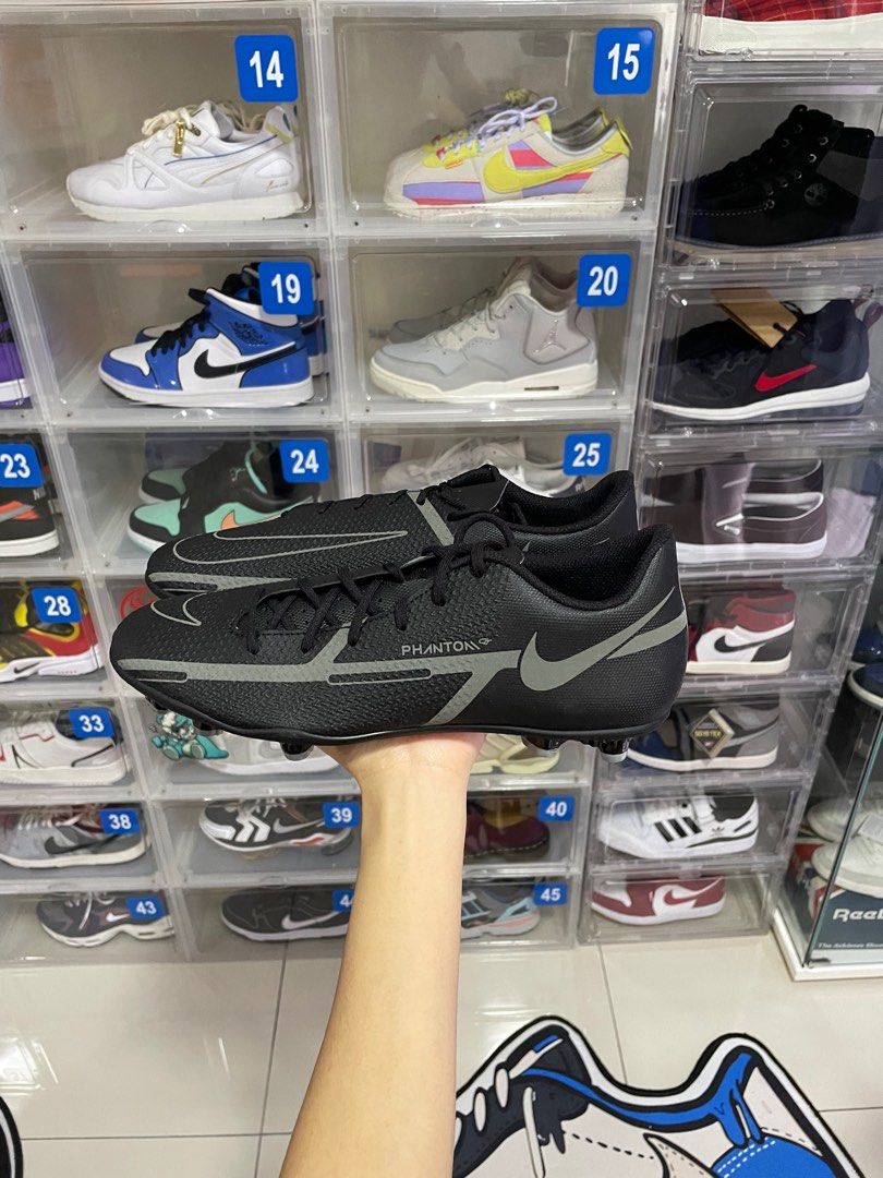 Nike Phantom GT2 Club FGMG, Men's Fashion, Footwear, Casual shoes on ...