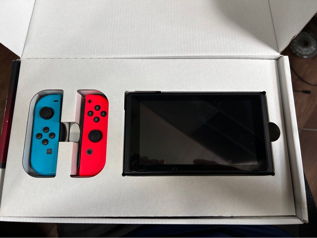Nintendo Switch Gen 1 console original, Video Gaming, Video Game ...